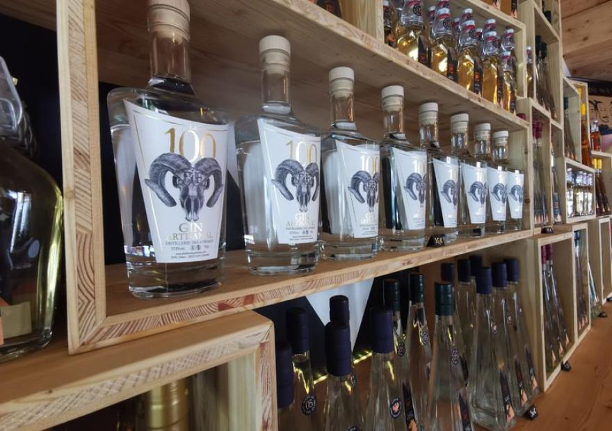 4 Brothers Distillery